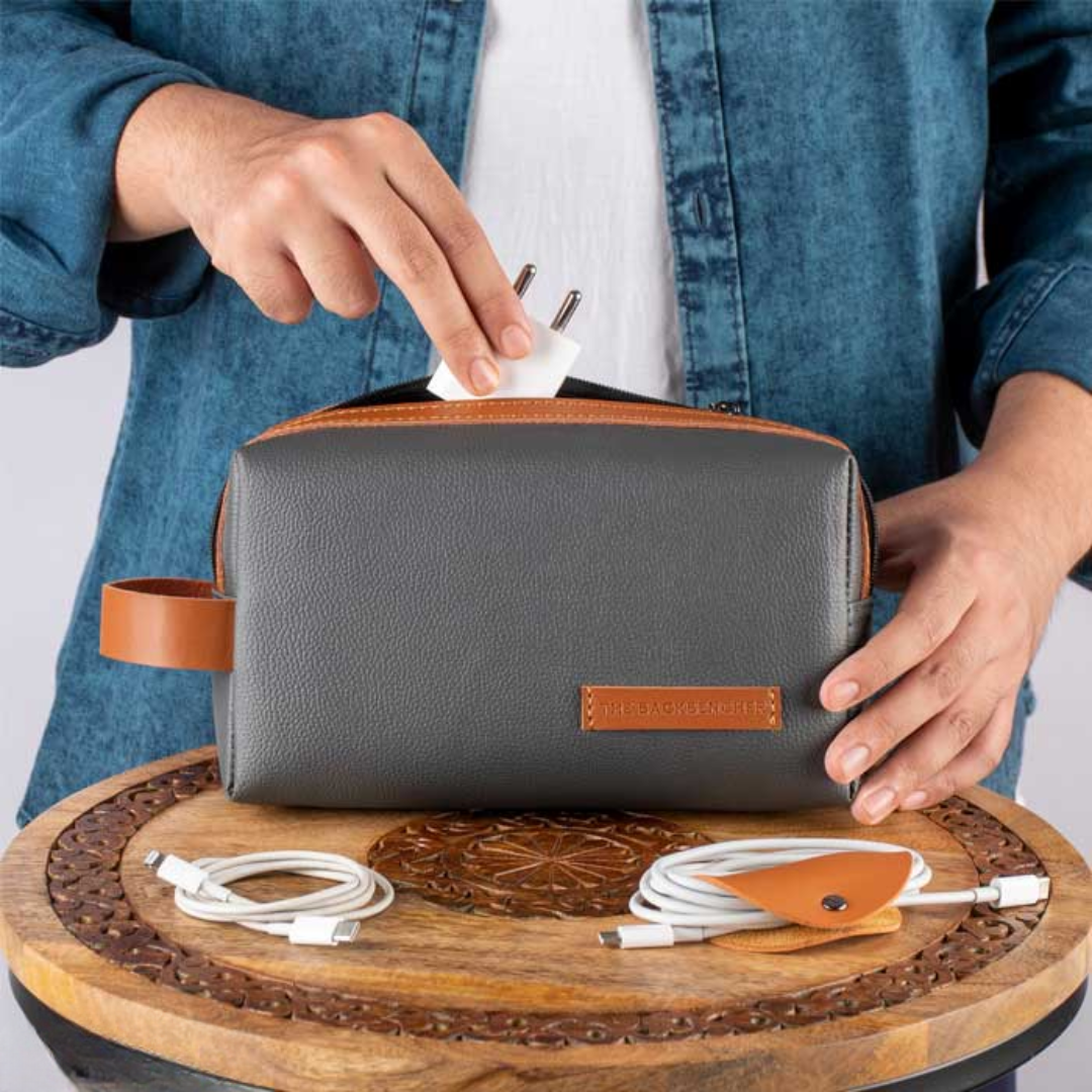 Essential Multi Utility Dopp Kit - Grey